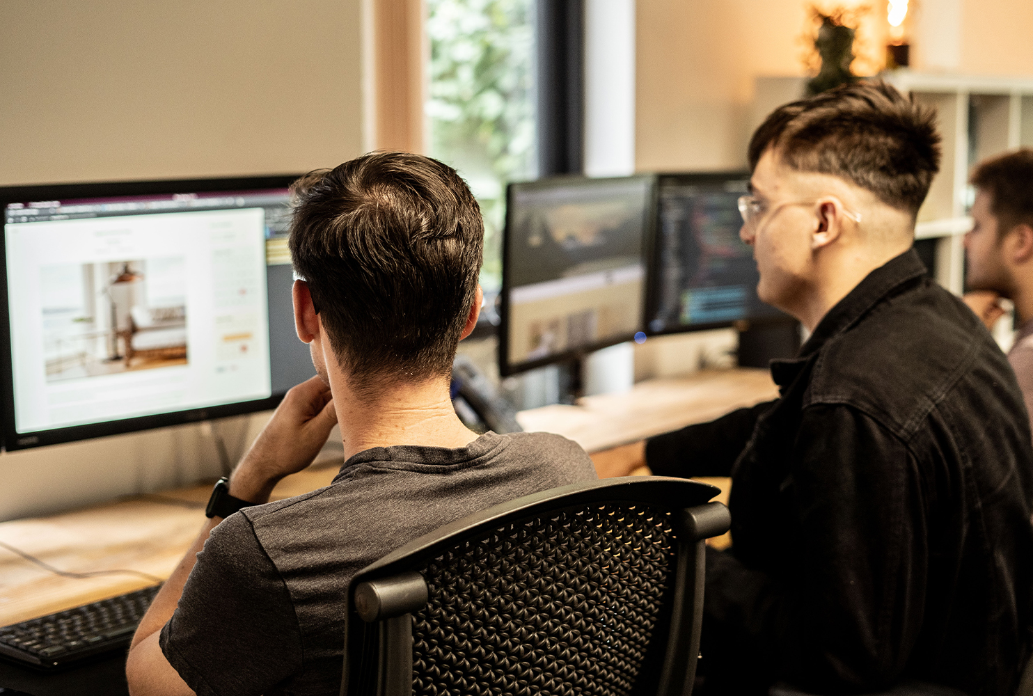 Benefits of Custom Software Development | gloversure